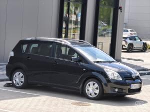 Toyota Corolla Verso 2007 in Vilnius, with an engine capacity of 2.20 L and mileage of 198 thousand km for 3000 €, photo 7 on AUTOMOTO.COM.LV