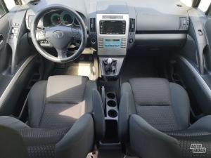 Toyota Corolla Verso 2007 in Vilnius, with an engine capacity of 2.20 L and mileage of 198 thousand km for 3000 €, photo 12 on AUTOMOTO.COM.LV