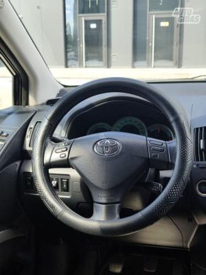 Toyota Corolla Verso 2007 in Vilnius, with an engine capacity of 2.20 L and mileage of 198 thousand km for 3000 €, photo 13 on AUTOMOTO.COM.LV
