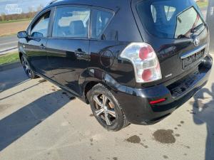 Toyota Corolla Verso 2007 in Panevezys, with an engine capacity of 1.80 L and mileage of 244 thousand km for 2999 €, photo 8 on AUTOMOTO.COM.LV