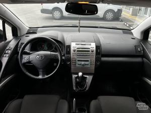 Toyota Corolla Verso 2007 in Alytus, with an engine capacity of 2.20 L and mileage of 309 thousand km for 2200 €, photo 14 on AUTOMOTO.COM.LV