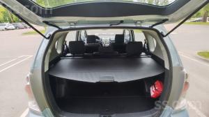 Toyota Corolla Verso 2007 Rīga, ar dzinēja tilpumu 2.20 L un nobraukumu 261 tūkst. km par 3150 €, foto 12 vietnē AUTOMOTO.COM.LV