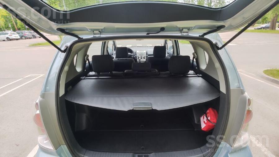 Toyota Corolla Verso 2007 Rīga, ar dzinēja tilpumu 2.20 L un nobraukumu 261 tūkst. km par 3150 €, foto 12 vietnē AUTOMOTO.COM.LV