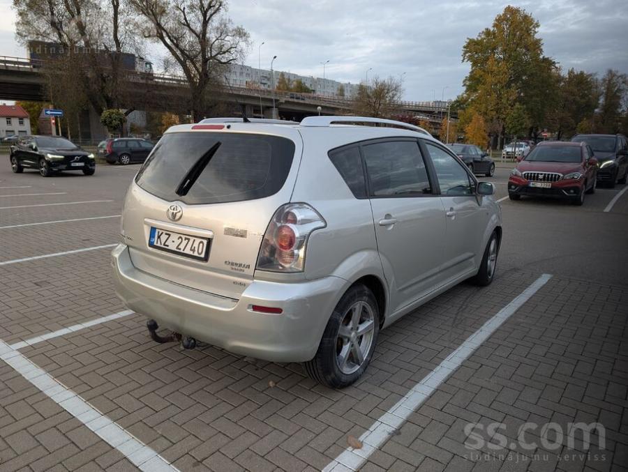 Toyota Corolla Verso 2007 Rīga, ar dzinēja tilpumu 2.20 L un nobraukumu 398 tūkst. km par 1300 €, foto 6 vietnē AUTOMOTO.COM.LV