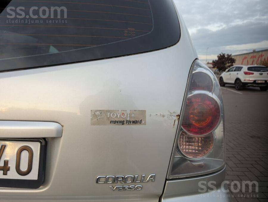 Toyota Corolla Verso 2007 Rīga, ar dzinēja tilpumu 2.20 L un nobraukumu 398 tūkst. km par 1300 €, foto 13 vietnē AUTOMOTO.COM.LV