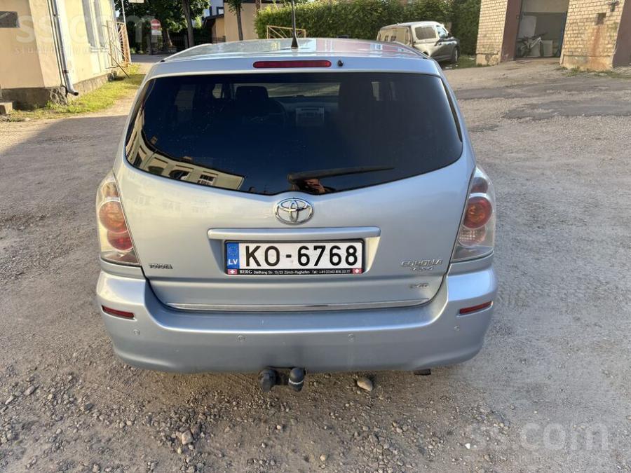 Тойота Королла Версо 2007 в Мадона, объемом двигателя 2.20 л и пробегом 335 тыс. км за 1500 €, фото 5 на AUTOMOTO.COM.LV