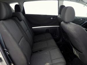 Toyota Corolla Verso 2007 Tallina, ar dzinēja tilpumu 2.20 L un nobraukumu 318 tūkst. km par 499 €, foto 8 vietnē AUTOMOTO.COM.LV