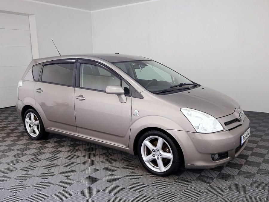 Toyota Corolla Verso 2007 Tallina, ar dzinēja tilpumu 2.20 L un nobraukumu 318 tūkst. km par 499 €, foto 9 vietnē AUTOMOTO.COM.LV