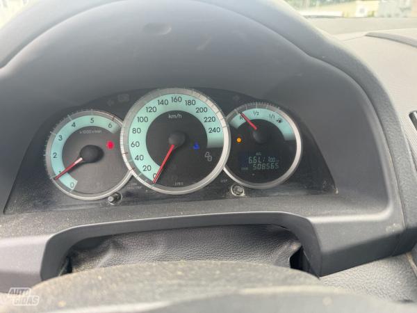 Toyota Corolla Verso 2007 in Vilnius, with an engine capacity of 2.20 L and mileage of 506 thousand km for 950 €, photo 8 on AUTOMOTO.COM.LV