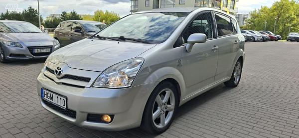 Toyota Corolla Verso 2007 Viļņa, ar dzinēja tilpumu 2.20 L un nobraukumu 320 tūkst. km par 1600 €, foto 1 vietnē AUTOMOTO.COM.LV