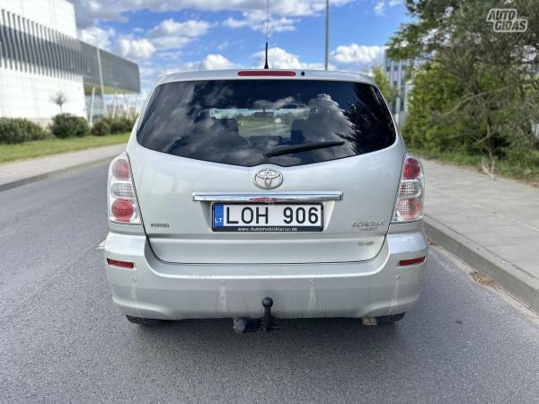 Toyota Corolla Verso 2008 in Vilnius, with an engine capacity of 2.20 L and mileage of 300 thousand km for 1700 €, photo 7 on AUTOMOTO.COM.LV