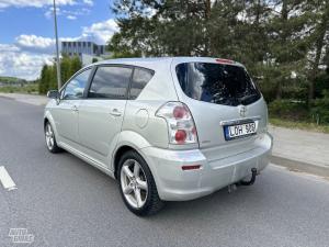 Toyota Corolla Verso 2008 in Vilnius, with an engine capacity of 2.20 L and mileage of 300 thousand km for 1700 €, photo 9 on AUTOMOTO.COM.LV