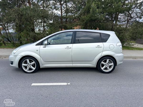 Toyota Corolla Verso 2008 in Vilnius, with an engine capacity of 2.20 L and mileage of 300 thousand km for 1700 €, photo 9 on AUTOMOTO.COM.LV