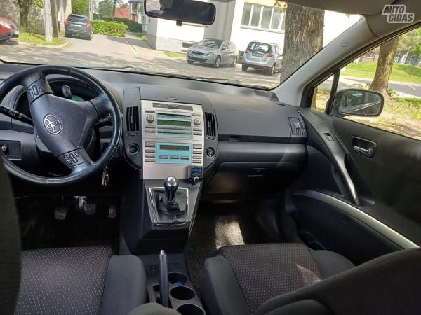 Toyota Corolla Verso 2008 Kauņa, ar dzinēja tilpumu 2.20 L un nobraukumu 31 tūkst. km par 2590 €, foto 5 vietnē AUTOMOTO.COM.LV