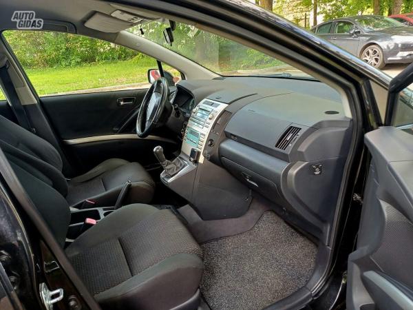 Toyota Corolla Verso 2008 Kauņa, ar dzinēja tilpumu 2.20 L un nobraukumu 31 tūkst. km par 2590 €, foto 6 vietnē AUTOMOTO.COM.LV