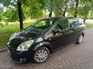 Toyota Corolla Verso 2008 in Kaunas, with an engine capacity of 2.20 L and mileage of 315 thousand km for 2550 €, photo  on AUTOMOTO.COM.LV