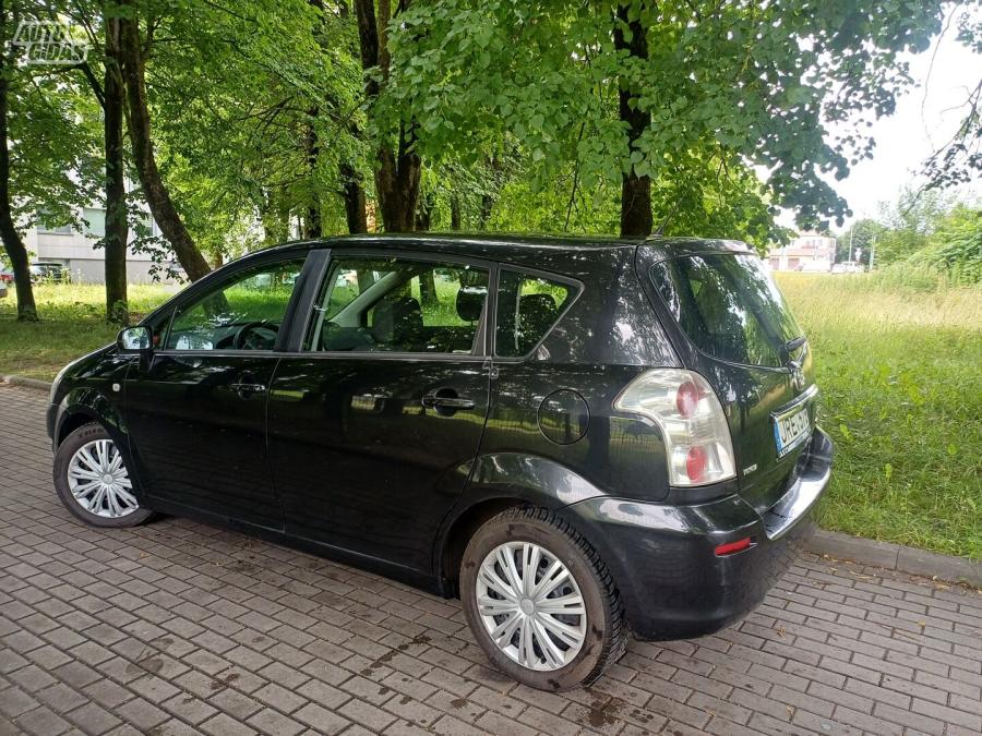 Toyota Corolla Verso 2008 Kauņa, ar dzinēja tilpumu 2.20 L un nobraukumu 315 tūkst. km par 2550 €, foto 8 vietnē AUTOMOTO.COM.LV