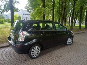 Toyota Corolla Verso 2008 Kauņa, ar dzinēja tilpumu 2.20 L un nobraukumu 315 tūkst. km par 2550 €, foto 11 vietnē AUTOMOTO.COM.LV