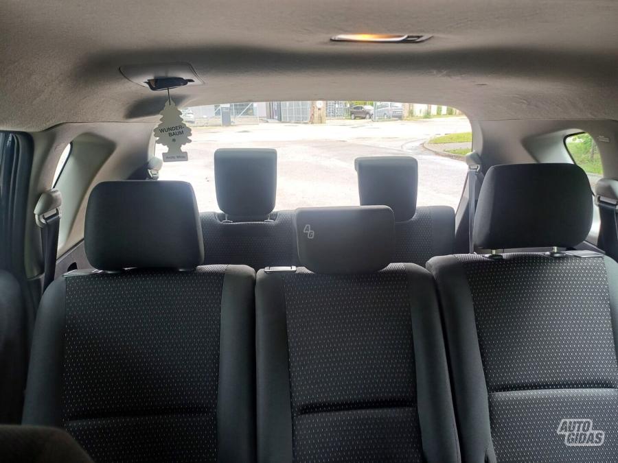 Toyota Corolla Verso 2008 Kauņa, ar dzinēja tilpumu 2.20 L un nobraukumu 315 tūkst. km par 2550 €, foto 12 vietnē AUTOMOTO.COM.LV