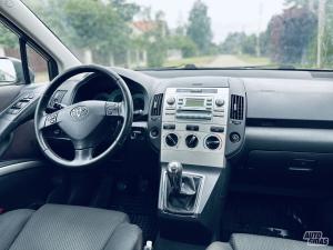 Toyota Corolla Verso 2008 in Vilnius, with an engine capacity of 2.20 L and mileage of 259 thousand km for 2000 €, photo 12 on AUTOMOTO.COM.LV