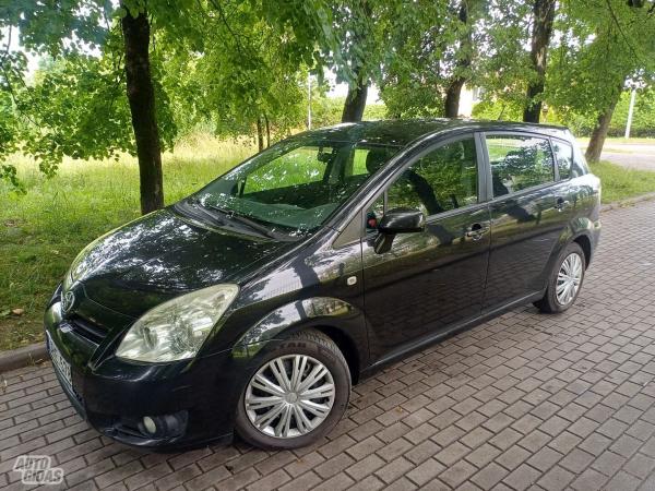 Toyota Corolla Verso 2008 in Kaunas, with an engine capacity of 2.20 L and mileage of 315 thousand km for 2550 €, photo 6 on AUTOMOTO.COM.LV