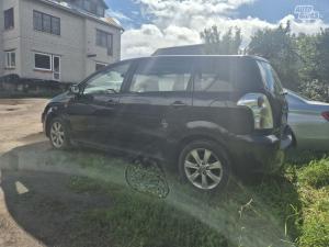 Toyota Corolla Verso 2008 Viļņa, ar dzinēja tilpumu 2.20 L un nobraukumu 298 tūkst. km par 749 €, foto 4 vietnē AUTOMOTO.COM.LV