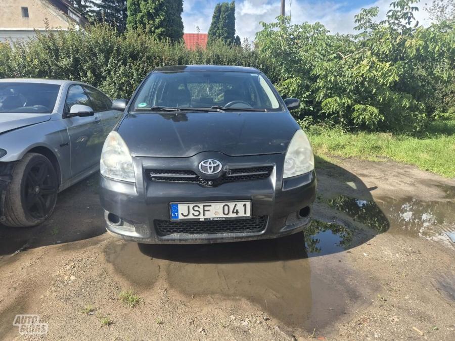 Toyota Corolla Verso 2008 Viļņa, ar dzinēja tilpumu 2.20 L un nobraukumu 298 tūkst. km par 749 €, foto 6 vietnē AUTOMOTO.COM.LV