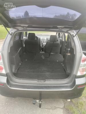 Toyota Corolla Verso 2008 Klaipėda, ar dzinēja tilpumu 2.20 L un nobraukumu 347 tūkst. km par 1150 €, foto 8 vietnē AUTOMOTO.COM.LV