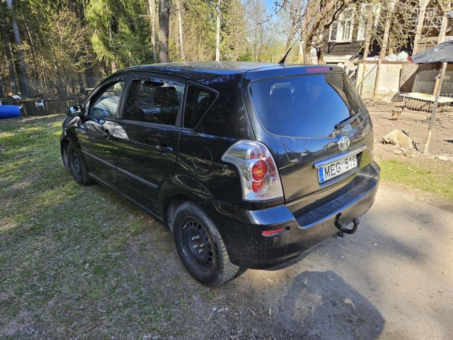 Toyota Corolla Verso 2009 Prienai, ar dzinēja tilpumu 2.20 L un nobraukumu 300 tūkst. km par 777 €, foto 12 vietnē AUTOMOTO.COM.LV