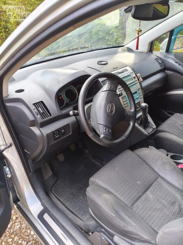 Toyota Corolla Verso 2009 Viļņa, ar dzinēja tilpumu 2.20 L un nobraukumu 373 tūkst. km par 2000 €, foto 7 vietnē AUTOMOTO.COM.LV