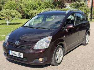 Violet Toyota Corolla Verso 2007 in Alytus, with an engine capacity of 2.20 L and mileage of 330 thousand km for 2350 €, photo 3 on AUTOMOTO.COM.LV