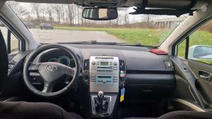 Balts Toyota Corolla Verso 2007 Kretinga, ar dzinēja tilpumu 2.20 L un nobraukumu 268 tūkst. km par 1650 €, foto 3 vietnē AUTOMOTO.COM.LV