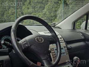 Белый Тойота Королла Версо 2008 в Елгава, объемом двигателя 2.20 л и пробегом 326 тыс. км за 1490 €, фото 10 на AUTOMOTO.COM.LV