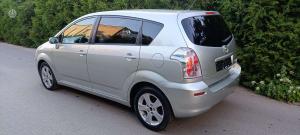 Dzeltens Toyota Corolla Verso 2007 Kauņa, ar dzinēja tilpumu 2.23 L un nobraukumu 37 tūkst. km par 1999 €, foto 5 vietnē AUTOMOTO.COM.LV