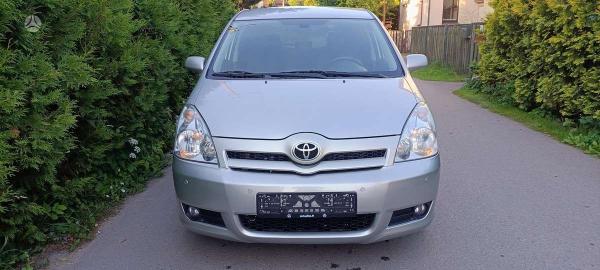 Dzeltens Toyota Corolla Verso 2007 Kauņa, ar dzinēja tilpumu 2.23 L un nobraukumu 37 tūkst. km par 1999 €, foto 5 vietnē AUTOMOTO.COM.LV