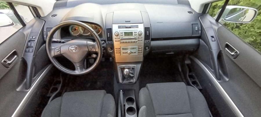 Dzeltens Toyota Corolla Verso 2007 Kauņa, ar dzinēja tilpumu 2.23 L un nobraukumu 37 tūkst. km par 1999 €, foto 9 vietnē AUTOMOTO.COM.LV