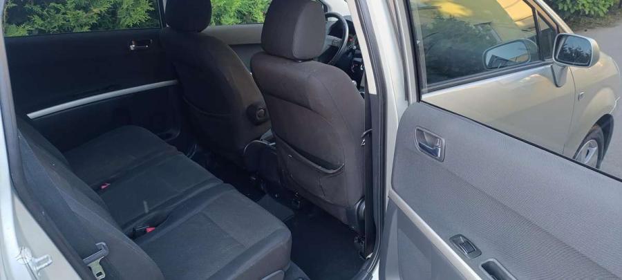 Dzeltens Toyota Corolla Verso 2007 Kauņa, ar dzinēja tilpumu 2.23 L un nobraukumu 37 tūkst. km par 1999 €, foto 12 vietnē AUTOMOTO.COM.LV
