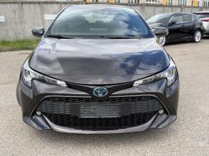 Violet Toyota Corolla 2021 in Vilnius, with an engine capacity of 1.80 L and mileage of 221 thousand km for 12700 €, photo 5 on AUTOMOTO.COM.LV