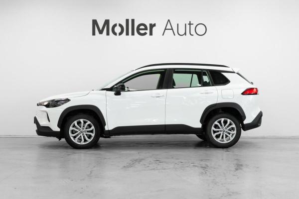 Тойота Королла 2025 в Вильнюс на AUTOMOTO.COM.LV Белый Тойота Королла 2025 в Вильнюс, объемом двигателя 1.80 л и пробегом 24 тыс. км за 28900 €, фото 3 на AUTOMOTO.COM.LV