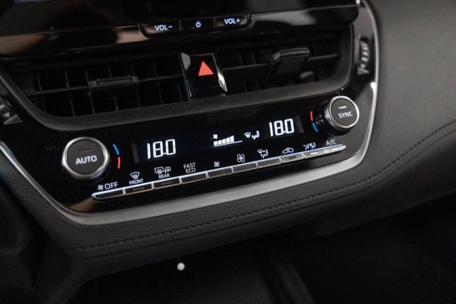 Balts Toyota Corolla 2025 Viļņa, ar dzinēja tilpumu 1.80 L un nobraukumu 24 tūkst. km par 28900 €, foto 15 vietnē AUTOMOTO.COM.LV