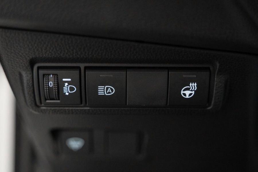 Balts Toyota Corolla 2025 Viļņa, ar dzinēja tilpumu 1.80 L un nobraukumu 24 tūkst. km par 28900 €, foto 18 vietnē AUTOMOTO.COM.LV