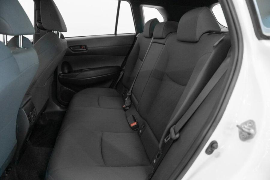 Balts Toyota Corolla 2025 Viļņa, ar dzinēja tilpumu 1.80 L un nobraukumu 24 tūkst. km par 28900 €, foto 19 vietnē AUTOMOTO.COM.LV