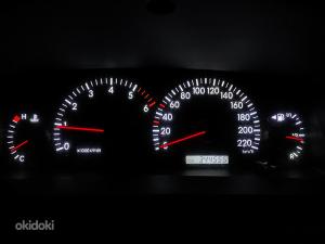 Balts Toyota Corolla 2005 Tallina, ar dzinēja tilpumu 1.40 L un nobraukumu 345 tūkst. km par 699 €, foto 14 vietnē AUTOMOTO.COM.LV