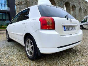 Balts Toyota Corolla 2005 Tallina, ar dzinēja tilpumu 1.40 L un nobraukumu 345 tūkst. km par 699 €, foto 20 vietnē AUTOMOTO.COM.LV