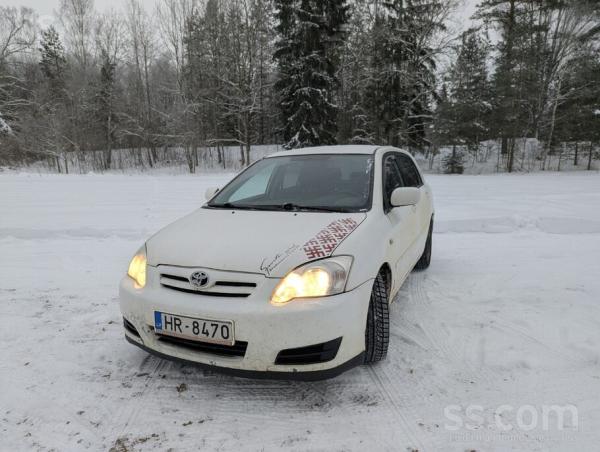 Белый Тойота Королла 2005 в Мадона, объемом двигателя 1.40 л и пробегом 378 тыс. км за 900 €, фото 7 на AUTOMOTO.COM.LV