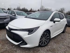 White Toyota Corolla 2019 in Kaunas, with an engine capacity of 1.80 L and mileage of 90 thousand km for 16250 €, photo 2 on AUTOMOTO.COM.LV