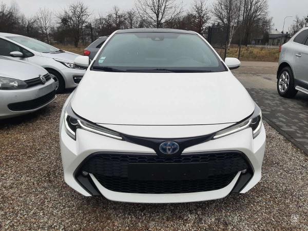 Balts Toyota Corolla 2019 Kauņa, ar dzinēja tilpumu 1.80 L un nobraukumu 90 tūkst. km par 16250 €, foto 6 vietnē AUTOMOTO.COM.LV