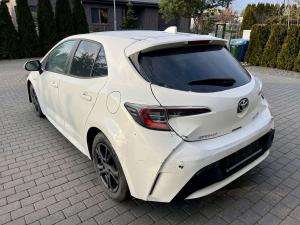Balts Toyota Corolla 2019 Kauņa, ar dzinēja tilpumu 1.80 L un nobraukumu 110 tūkst. km par 11400 €, foto 4 vietnē AUTOMOTO.COM.LV
