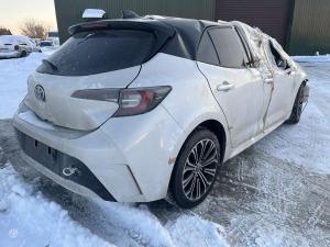 Balts Toyota Corolla 2019 Panevēža, ar dzinēja tilpumu 1.80 L un nobraukumu 100 tūkst. km par 5200 €, foto  vietnē AUTOMOTO.COM.LV