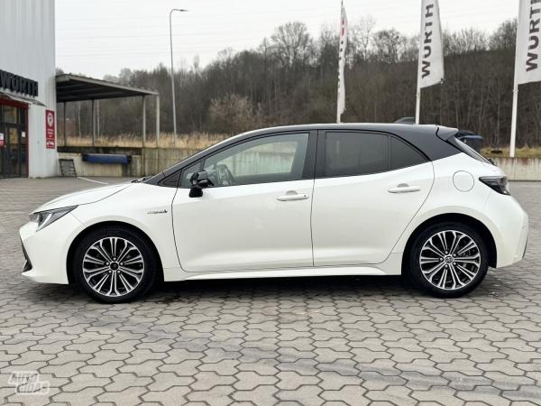Balts Toyota Corolla 2019 Viļņa, ar dzinēja tilpumu 2.00 L un nobraukumu 91 tūkst. km par 16950 €, foto 5 vietnē AUTOMOTO.COM.LV